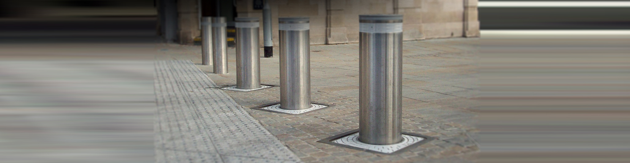 ROAD BBOLLARD & ROAD BLOCKERS | Made in Italy